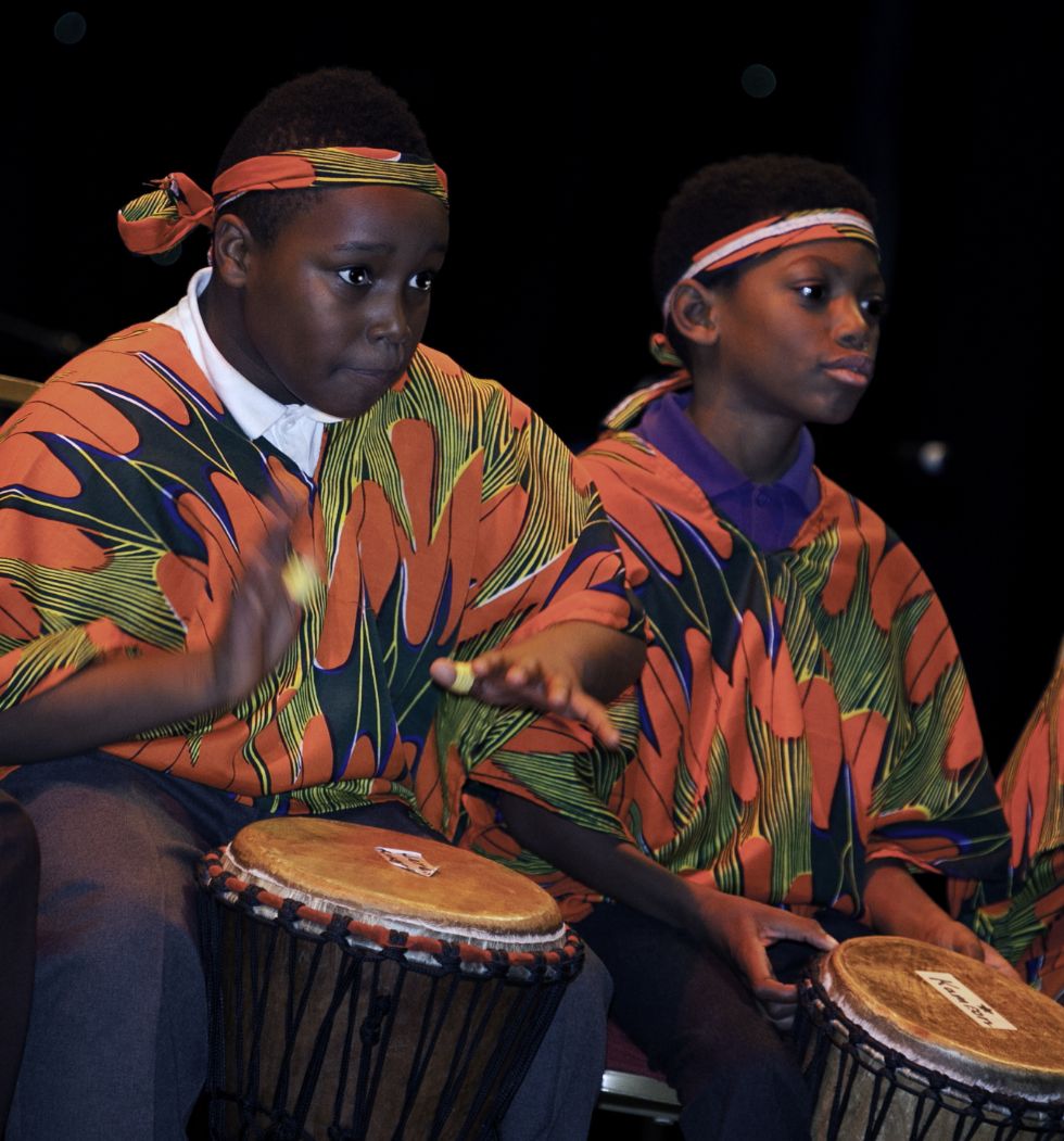 Kingsmead Primary - Dynamix play at Music Service Gala